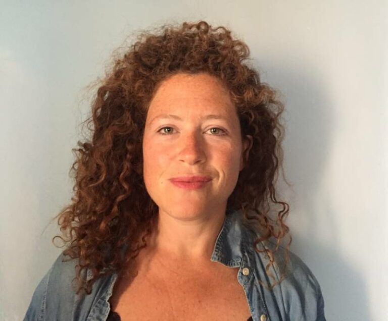 In Conversation: Zoe Strimpel, HowTheLightGetsIn - Camdenist